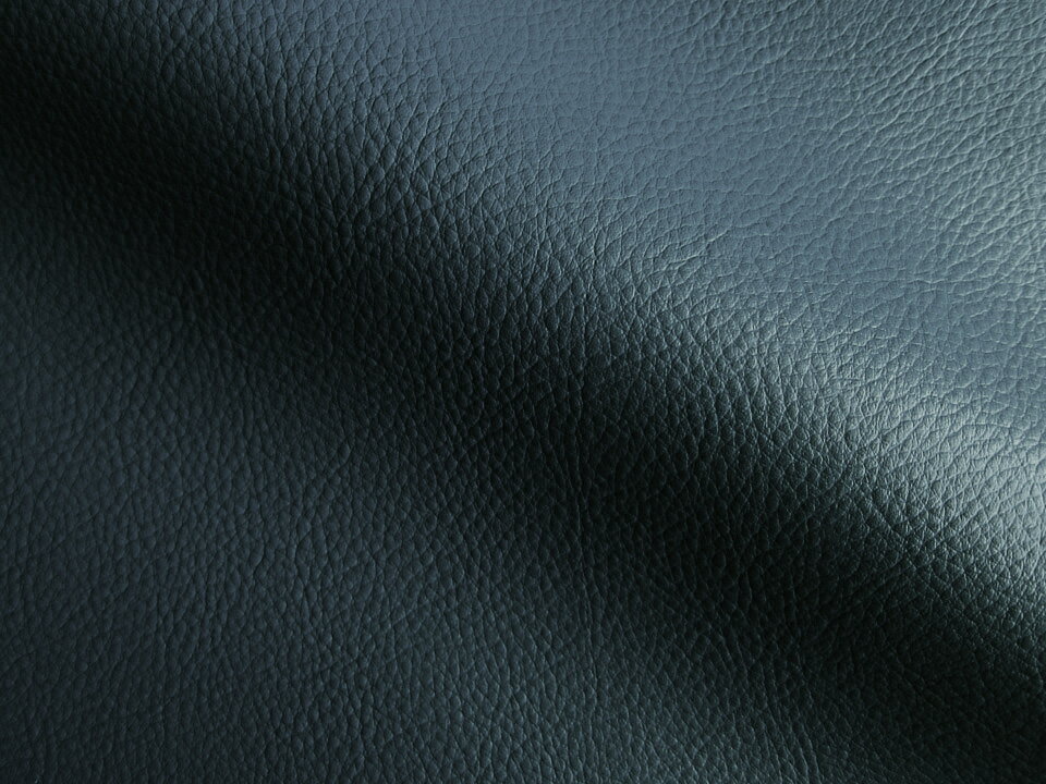 ※こちらは2024年2月発売の商品です。以前の「MASTERシリーズ」とは色味や裏地、生地巾が異なりますのでご注意ください。 全56色から選べるカラフルレザー 難燃テスト合格、カーシート・バイクシートに最適 丈夫で柔らかくさらりとしたタッチ...