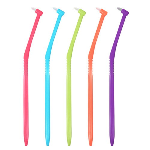 詳細説明※お色はお選びいただけません。※いずれか1色のお届けとなります。【特長】・磨きにくい部分を楽々ケア！歯磨き後、気になる箇所を重点的に！・普通の歯ブラシで磨きにくい奥歯の裏側の汚れ、矯正器具のまわりのすき間汚れもピンポイントでブラッシ...