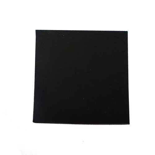 詳細説明【特長】・加工性に優れています。・反発弾性が大きいです。・対候性は優れていません。商品仕様（スペック）カラー：ブラック本体サイズ（約）：幅100×奥100×厚2mm素材：天然ゴム原産国：日本注意事項・ゴムが他の物質に接触した場合、そ...