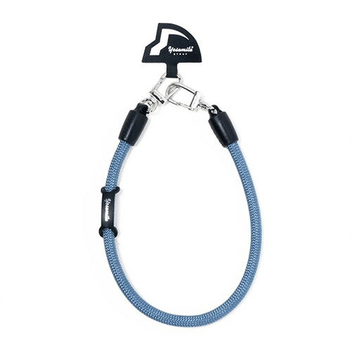 詳細説明【特長】・日本製ナイロンを使用したクライミングロープです。・通常のモバイルストラップはナスカンが1つですが、ロープ両側にナスカンが付くことにより、より自由なスタイルでご使用いただけます。・付属のアタッチメントでモバイルハンドストラッ...