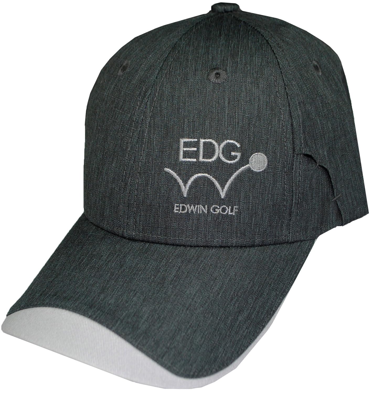 エドウィンゴルフのキャップ（EDCP-3778 ダークグレー）は、ゴルフだけでなく普段使いにも適した機能的なアイテムです。 素材には軽量で扱いやすい合成繊維（ポリエステル）を使用しており、手洗いが可能なため、汗をかくゴルフシーンでも清潔に保...