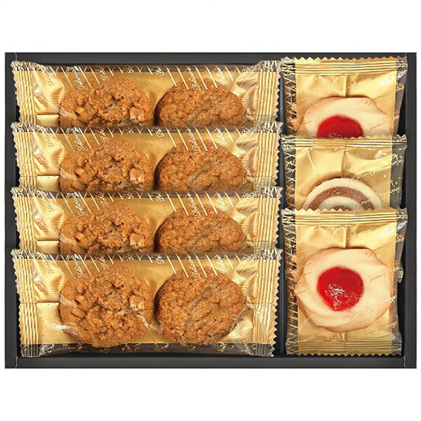 ●商品名/千寿堂 ベイクドスイーツファクトリー ギフトセット SC-AA●商品内容/クッキー×2入(プチコーヒー)×4、クッキー(プチラズリン×2、うずまき×1)●箱サイズ/約19.4×14.7×3.8cm●重量/約120g●生産国/日本●...