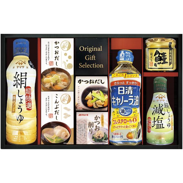 ●商品名/ヤマサ絹しょうゆバラエティギフト KI-50R2●商品内容/ヤマサ絹しょうゆ450ml・ヤマサ絹しょうゆ減塩200ml・かね七かつおだし(4g×5)・かね七こんぶだし(4g×5)・マルトモかつおパック(0.7g×3)・シーラックか...