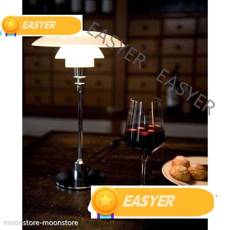 商品詳細 【素 材】ガラス(フロスト)、スチール(ブラック塗装仕上げ)【サイズ】約 直径29cm * 高さ47cm【コード長さ】約200cm（スイッチ付）【重 量】約2.5kg【電 球】E27（60Wまで）【その他】組立式* シェード部のガ...