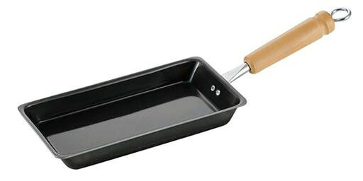 揚げ物、炒め物、卵焼きなど サイズ:(外寸)104x374x70mm 本体重量:450g 材質:本体/鉄(透明シリコン焼付塗装)、取っ手/天然木 本体重量:450g 原産国:日本 底の厚さ:1.6mm
