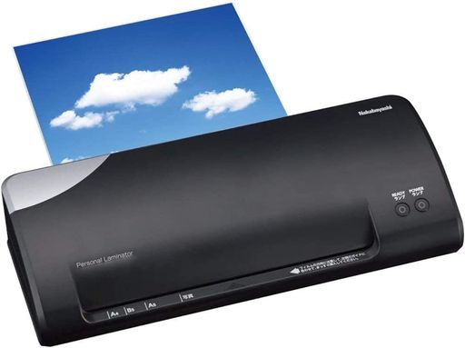 本体寸法:W360xD150xH78mm 本体重量:1.24kg 電源電圧:AC100V・50/60Hz 消費電力:244W(50/60Hz) 最大ラミネート幅:240mm