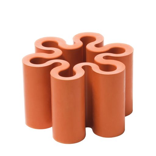 本体サイズ:幅15.7x奥行14.2x高さ9.6cm 材質:合成ゴム 原産国:日本 デザイナー:浅野泰弘 収納本数:最大12~15本