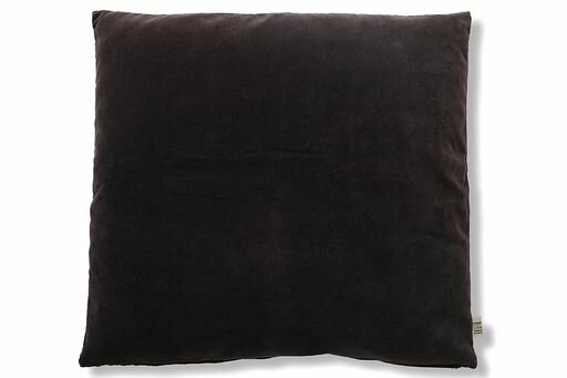 サイズ:55x59cm 製品生産国:日本 収縮率(%)タテ/ヨコ:水洗い0.5/0.5ドライ-/- 綿100%のコットンベルベットを使用した座布団カバーです。 お洗濯の際の収縮率は使用状況等により、プラスマイナス5%から10%程度の誤差が生...