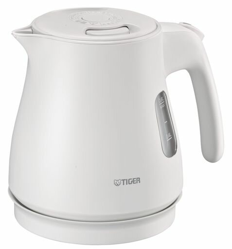 容量:0.8L商品サイズ本体:(約)幅16.1x奥行22.3x高さ18.5cm/本体質量:(約)0.93kg 沸とう時間:(約)カップ1杯(140mL)60秒※水温・室温23度、満水(0.8L)4分/湯わかし時の消費電力1300W すぐに沸...
