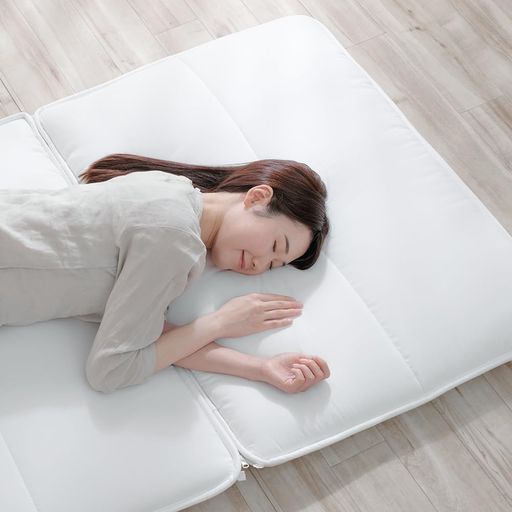 製品サイズ(cm):幅約100x奥行約210●材質:<側生地>ポリエステル100%<マチ生地>ポリエステル100%<詰め物>ポリエステル100% 詰め物質量:[固わた]約1.5kg[巻わた]約1.8kg ...