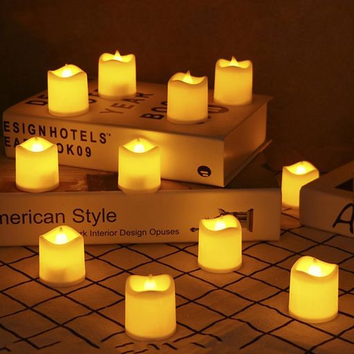 【セット内容】:LEDキャンドルライト*24+AG10電池*48(バッテリはすでに製品内部に設置されています)【サイズ】:3.7*4cm材料:LED+PP 【温かい雰囲気を作り出す】24個のLEDキャンドルライトは、柔らかな光で瞬時に家やパ...