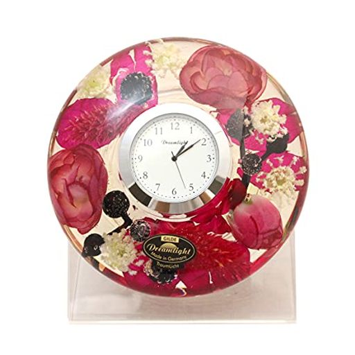 サイズ:直径11cmx奥行き10cmx高さ9cm 素材 ガラス・ジェル・造花 付属品:時計1年保証書/説明書・スタンド・専用化粧箱 ※手づくりのため、色や形が若干画像と異なる場合がございます。 生産国:本体:ドイツ アクリル台:日本 時計:...