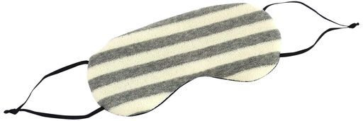 サイズ:約横20.5x縦10cm 素材:エアクッション/PVCカバー/綿・ポリエステル中材/ポリウレタン 原産国:日本 仕様:髪の崩れない耳掛けタイプ