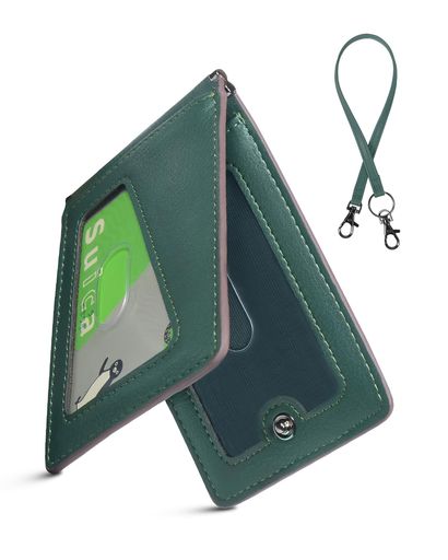 【耐久性アップの本革Dカン】この定期入れは従来品より、Dカンは本革素材を採用し、縫い目もより内側に縫製して、Dカンをしっかりと固定し、耐久性を大幅に向上させています。耐久性を両立させると同時に、環境にも配慮しています。定期入れ本体は動物愛護...