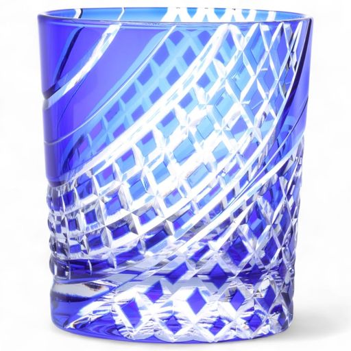 素材・成分:ガラス/切子細工 パッケージ:個別箱 ● 急冷・急熱など急な温度差の起きる使い方はお避け下さい。電子レンジ・オーブンにはご使用できません。● 金属タワシ・クレンザーのご使用はキズの原因、塩素系漂白剤は白っぽいくもりの原因となりま...