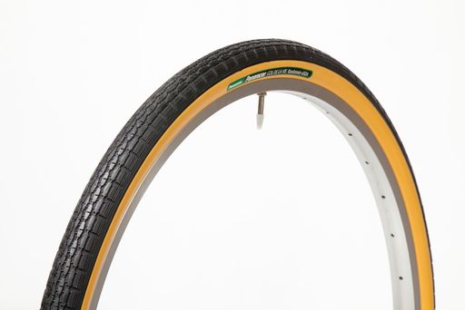 タイヤ種類:クリンチャータイヤ サイズ:26x13/8x11/2、650Ax38 車種:ランドナー/通勤/通学車 用途:ツーリング/通勤 ビード:ワイヤー シリーズ/型式:コル・デ・ラ・ヴィランドナー/8W650A-A カラー:ブラック/ア...