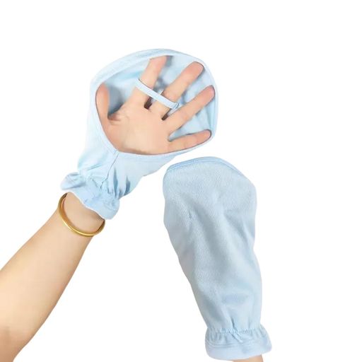 【製品仕様】セットには、長さ23cm x 幅11cmの紫外線防止グローブが1組含まれており、手首周りは9cmで、伸縮性のあるバンドが付いており、指を通すのが簡単です UVカット 掌側はオープンデザインになっており、素手で物をつかんだり、スマ...