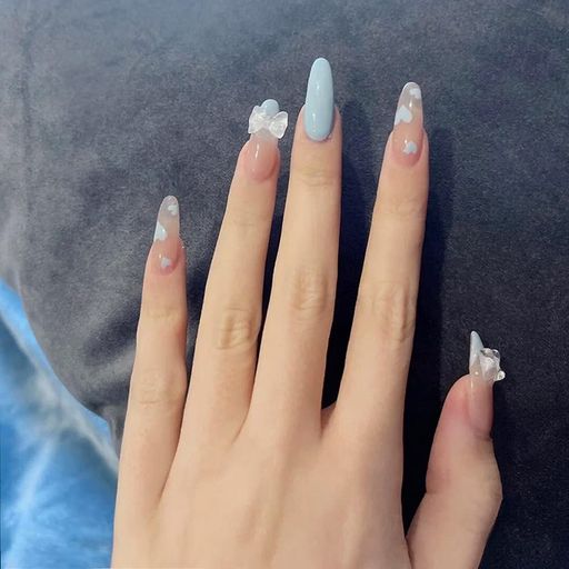 星(塗り潰し)24枚の爪&amp;12種類のサイズ、接着剤付きステッカー、ミニファイル。 星(塗り潰し)このネイルチップは優れたABS素材で作られています。少なくとも、2週間ぐらい保持できます。または、自分好きな装飾を追加とパターンを設計す...