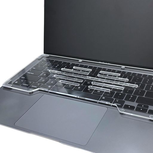 【ノートPC上で外部キーボードを運用】シンプルな無印のアクリル製のキーボードカバーです。ノートパソコン本体の上に外部キーボードを載せて作業することができるキーボードカバーです。HHKB、REALFORCE、Keychron、Nuphyなどお...