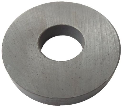 ●リング型 外径37Φx内径14Φx6ミリ厚 ●1100G(ガウス) ●吸着力1.9kg ●※ガウス:1cm2当たりの磁力線の本数 ●※吸着力:鉄板平面に付けた磁石を垂直方向へ引張り測定した値 耐荷重の目安にしないで下さい。