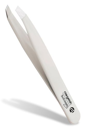 【細かなケアに使える毛抜き】 ムダ毛やうぶ毛、角栓などの細かなケアに使えるツイザーです。デリケートな目元や顔のケアのほか、トゲ抜きにも使用できます。 【狙った毛をつかみやすいスラント設計】 刃先が斜めになったスラントタイプで、狙った毛をつか...
