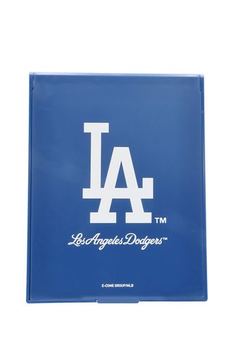 タテ15.5cmxヨコ12cm MLBの人気球団のロゴミラー 薄型軽量コンパクト 持ち運びに便利なサイズ 折り畳み式