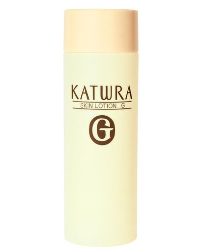 シミ モイスチャライジング 原産国:日本 内容量:300ml 全成分:水・グリセリン・エタノール・PCA-Na・PG・ハチミツ・安息香酸Na・クエン酸Na・エチルパラベン・プロピルパラベン・ブチルパラベン スキンタイプ:ノーマル
