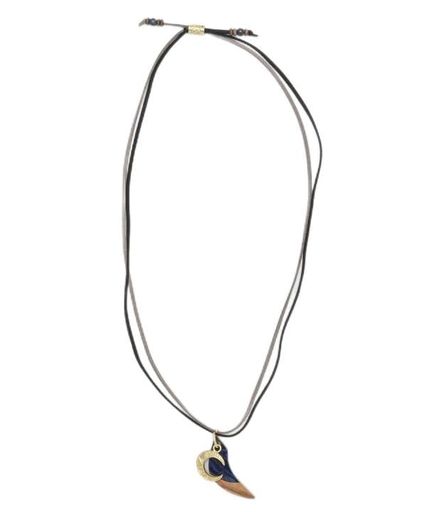 自然の持つ目に見えない壮大なパワーを表現したネックレス 自然を守る生き物たちを象徴的なメタルにし、ペンダントヘッドと組み合わせ、他にはない個性を演出