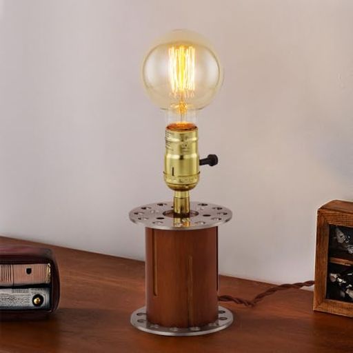 加工的雰囲気を添えて、シンプルながら個性的で、LED電球に対応した耐久性のあるテーブルランプ スペック:直径(Φ)約10cm高さ(H)約19cm コード長さ:約130cm 重量:670g 付属品:取扱説明書 備考:ロータリースイッチ(オン/...