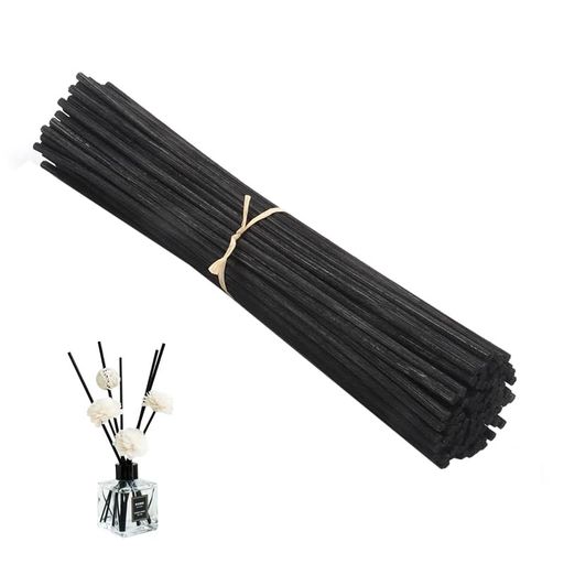 セット内容:リードディフューザーΦ3mm(100個入り) ;長さ:220mm;カラー:ブラック;火を使わないので、安全で便利です。花のつるを浸すと、自然な香りが長持ちし、フレッシュで心地よい香りが広がります。 使用方法:アロマスティックをエ...