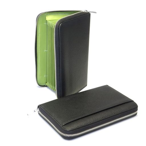 ✅【スキミング防止】外側からの磁気防止(個人情報を盗んで悪用するスキミングなどの犯罪から守るスキミング防止。) ✅【磁気干渉を防止】内側すべてに磁気防止(通帳どうしを重ねた事により、お互いの磁気が干渉することによって磁気不良になることを防止...