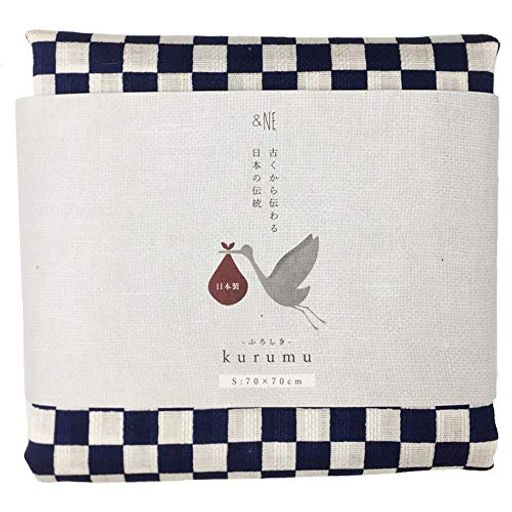 サイズ(約):横70cmx縦70cm 材質:綿100% 生産国:日本 1枚持っておくと様々な場面でマルチに使えてとっても便利な風呂敷! 買い物前にカゴに敷いておいて最後に端を結ぶだけで、そのままエコバッグとしても使えます! 瓶のような不安定...