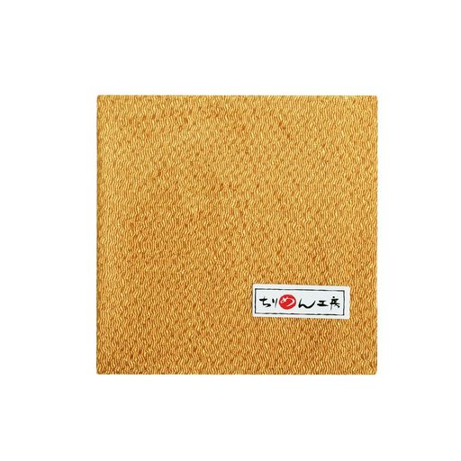 サイズ:約23x33cm 素材:レーヨン100% 使いやすいサイズのちりめんカットクロス 生産国:日本 カラー:金茶
