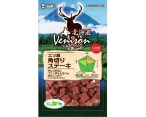 北海道産の上質なエゾ鹿肉をたっぷり使用したステーキです。 鹿肉は、低脂肪・高タンパク質で、鉄分やEPAも豊富です。 また、α-リノレン酸も非常に多く含まれており、体重の気になるわんちゃんにもオススメです。 【使用方法】 愛犬の大きさ、健康状...