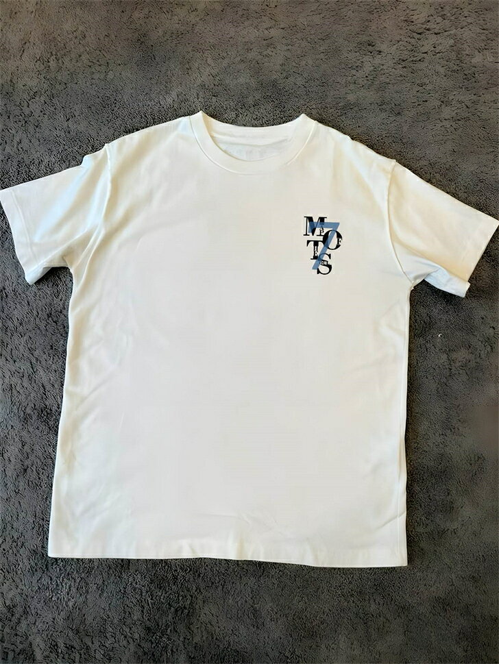 商品情報素材/材質コットン100％サイズ/寸法半袖Tシャツ サイズ表 / SIZE TABLE【サイズ】Sバスト：48cm／着丈：65cm／袖丈：20cm／肩幅：47cm身長目安：155〜160cm／体重目安：90〜100【サイズ】Mバスト...