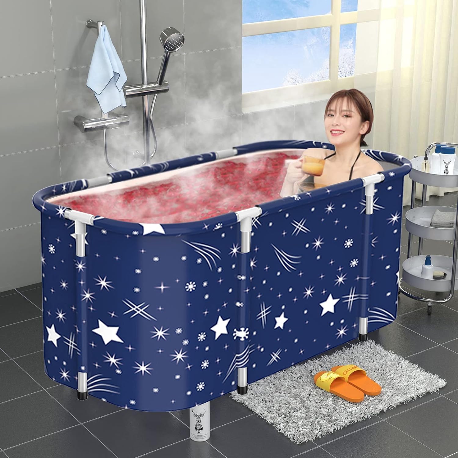 この商品について湯舟に使って疲れをいやそう家に浴槽がなくて湯舟につかれない方必見！組み立て簡単 ポータブル バスタブがあれば湯舟に使って疲れを癒せます。しっかり肩まで浸かれる折り畳み浴槽で、底には座れるクッションも付属。ポータブルバスタブ ...