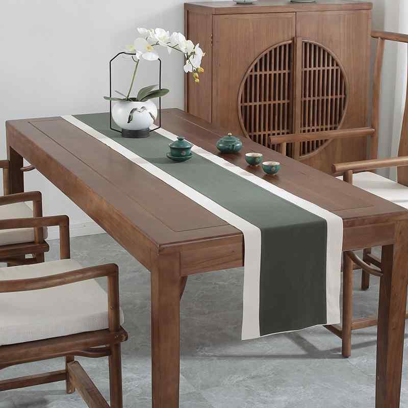 ・カテゴリ: テーブルランナー・スタイル: 中国風・柄: チェック・カラー展開: 松葉緑、紺、牡丹紅、アーモンド色、紫藍、茶色・サイズ展開: 32×140cm、32×160cm、32×180cm、32×200cm、32×220cm、32×2...