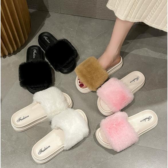 スリッパ レディース サンダル ファー ファーサンダル すりっぱ かわいい 冬 大きいサイズ フラットサンダル 全4色■特徴?オシャレかわいい夏から秋冬まで使えるアイテムです??脱ぎ履きがしやすい足の甲で支えるコンフォートタイプ。■注意事項...