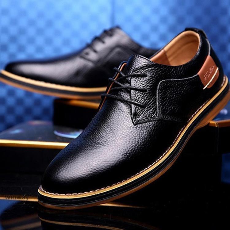 商品規格【品名】：メンズ本革ドライビングシューズ【アッパー】: 牛革【裏地】：PU【ソール】:合成ゴム【スタイル】：ファッション　カジュアル【カラー】：ブラウン　ネービー　ブラック【サイズ】：38-43【季節】：オールシーズンのキーワード：...