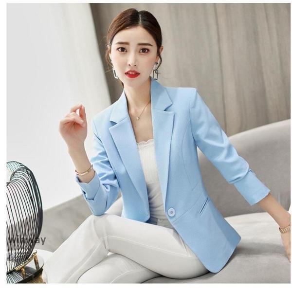 レディーステーラードジャケット新登場！すっきりとした美シルエット、洗練された大人しい印象を与えてくれます。高級感のある仕上がりに、柔らかで暖かい着心地。カジュアルからセミフォーマルまで、幅広く活躍する一着。★使用シーン等:入学式 卒業式 入...