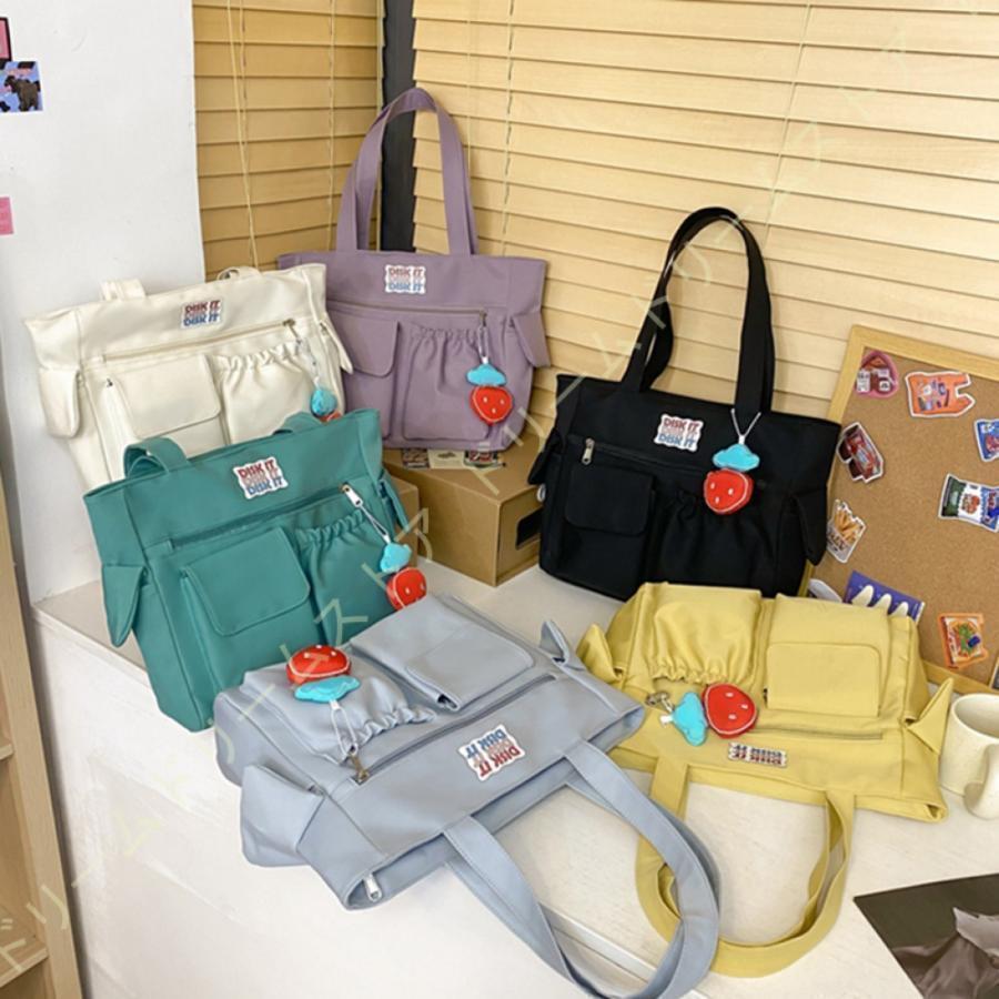 【商品の説明】サイズ(約)：幅:32，厚さ11，高さ27。想像以上の収納力。使い勝手のサイズ感でA4書類、iPad、スマホ、折り畳み傘、長財布、化粧品、服など身の回り品は全部このハンドバッグでスッキリと収納でき、短期出張や一泊旅行など場合は...