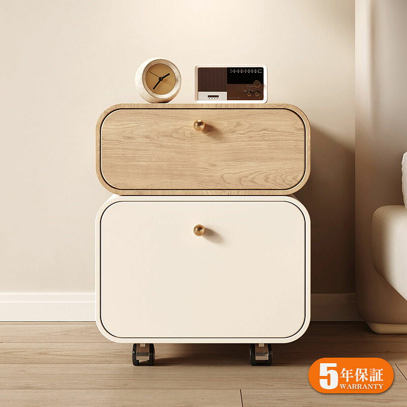 商品情報 商品名 ナイトテーブル 商品番号 mfanl-btable-001 生産国 中国 組立状態 簡単組立品:脚の取り付けが必要（組立説明書を同梱発送いたします） 素材 合皮、天然木 サイズ(約) ・幅40cmx奥行40cmx高さ50c...