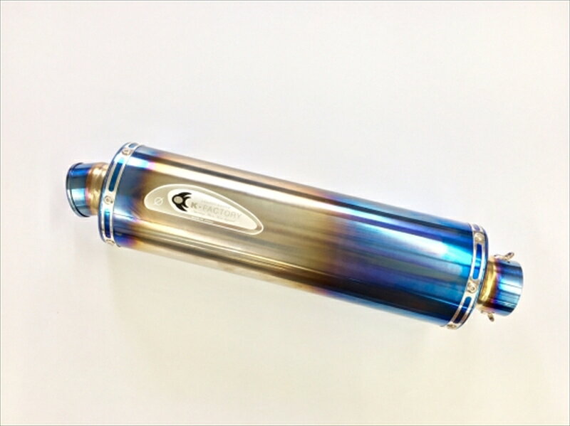 ■メーカー名：ケイファクトリー■メーカー品番：179KPBSDBG0000・JMCA認証のCLR-Rマフラー、オーバルサイレンサー仕様！・蘇る興奮、湧き上がる感動！・43Φチタンエキゾーストパイプと60.5Φチタンテールパイプで甦る、ダイナ...