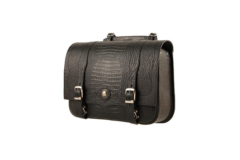 【DEGNER(デグナー)】デグナー クロコエンボスサドルバッグ SB-48CR BK■カタログ品番：P075-3899■メーカー品番：SB-48CR■JAN：4524486061882適応車両：BK ◆素材：天然タンニンなめし牛革（クロコ...