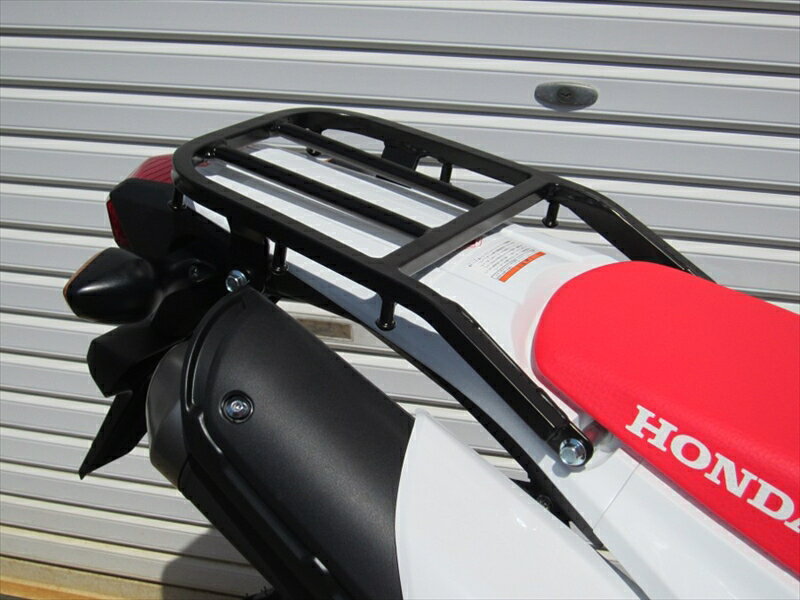 ■メーカー名：ライディングスポット■メーカー品番：幅255 × 長220mm 耐荷重 5kg■必ずお読みください：幅 255mm / 長さ 220mm 最大積載重量 5kg ※21-年式以降は適合しません。■適合情報：ホンダ[HONDA] ...