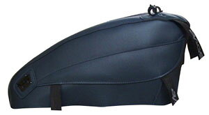 ■メーカー名：BAGSTER(バグスター) ■メーカー品番：1484D ■JAN：4547424827210 ・適応車両：SPORTSTER 04-07 色[カラー]：ナイトブルー 材質[素材]：PVC(合皮) 加工[有/無]：無 内容量[...
