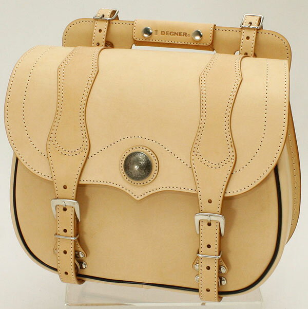 【DEGNER(デグナー)】デグナー サドルバッグ TAN■カタログ品番：P028-8062■メーカー品番：SB-24■JAN：4524486044298適応車両：TAN 素材 ： COW（4mm厚） 色 ： タン サイズ ： 縦30×横3...