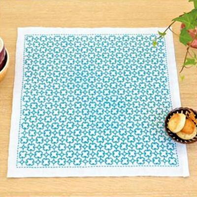 ※パッケージ、デザイン等は予告なく変更される場合があります。※画像はイメージです。商品タイトルと一致しない場合があります。「一目刺し」とは、刺し子の技法のひとつで、一定の針目で縦、横、斜めと同じ方向を順に刺していく技法です。コースターやふき...