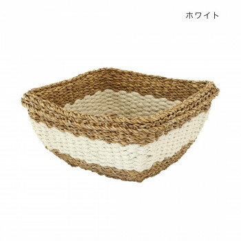 ※パッケージ、デザイン等は予告なく変更される場合があります。※画像はイメージです。商品タイトルと一致しない場合があります。水草で編んだ天然素材のバスケット。ひとつひとつ手作業で作られているので、個体差があるのも味わいがあります。天然素材なの...