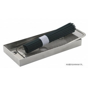 ※パッケージ、デザイン等は予告なく変更される場合があります。※画像はイメージです。商品タイトルと一致しない場合があります。網が取り替えられる線香皿です。サイズ167×78×21mm個装サイズ：18×10×3cm重量158g個装重量：160g...